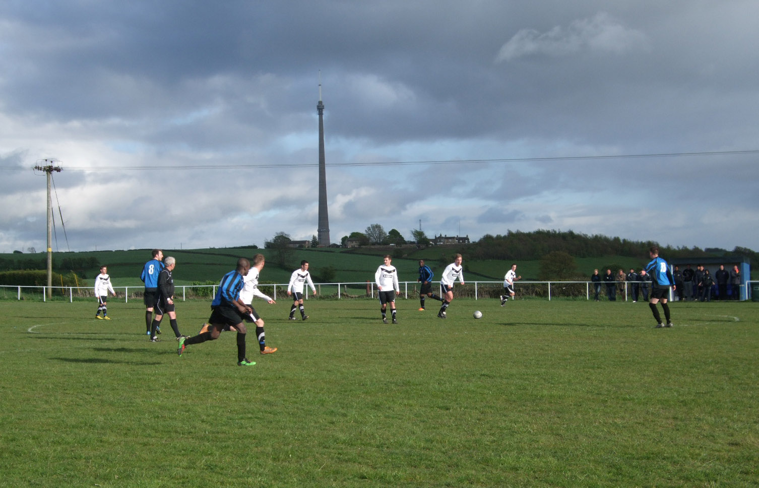 Lepton Highlanders v Overthorpe Sports Club